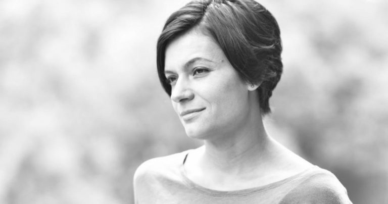 ‘The Beauty House’ by Melba Escobar, the Colombian novel that took the ...